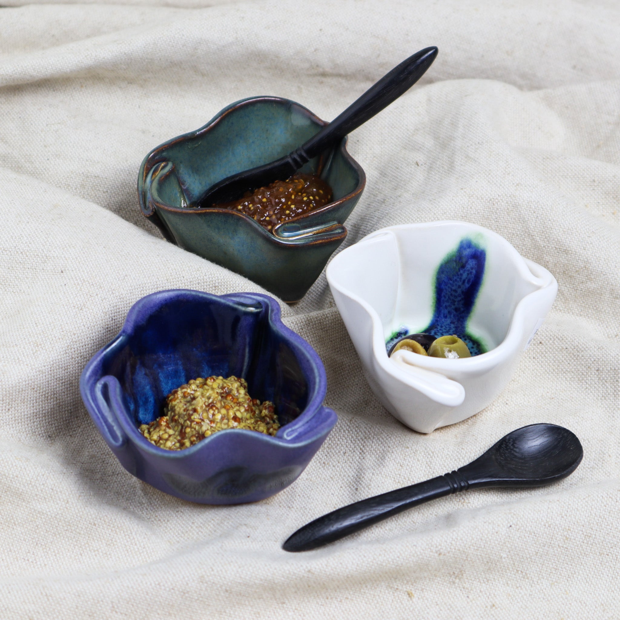 Tiny Pot- – The Annapolis Pottery